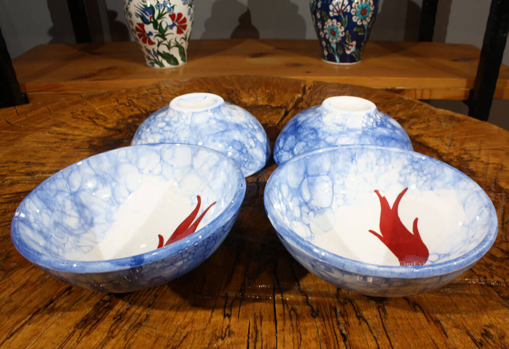 Tulip Design 4 Pieces Bowl Set